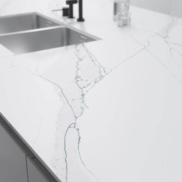 COMPAC, QUARTZ UNIQUE CALACATTA BLUE, QUARTZ - Marble Tops